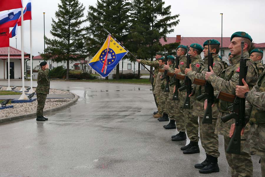 European Union Force in BiH - Slovakian Chief of Defence meets ...