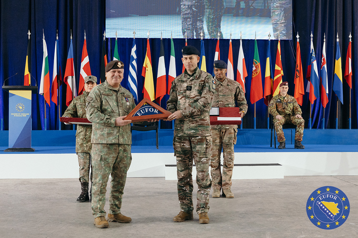 European Union Force in BiH - EUFOR Marks Change of Command at Camp Butmir