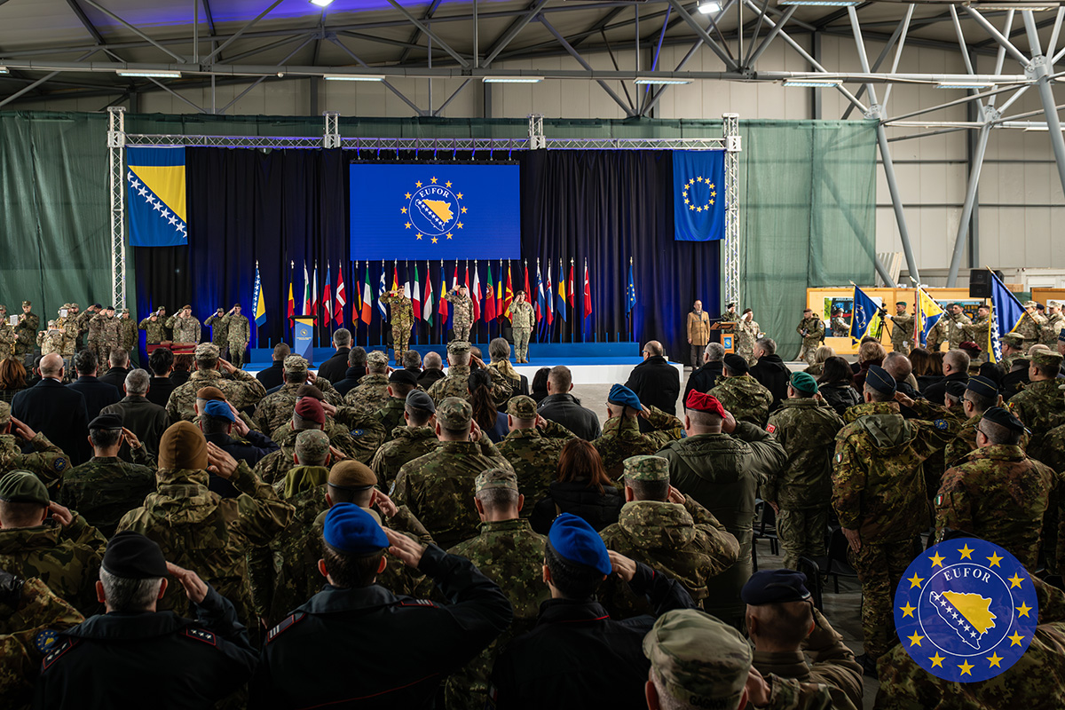 European Union Force in BiH - EUFOR Marks Change of Command at Camp Butmir